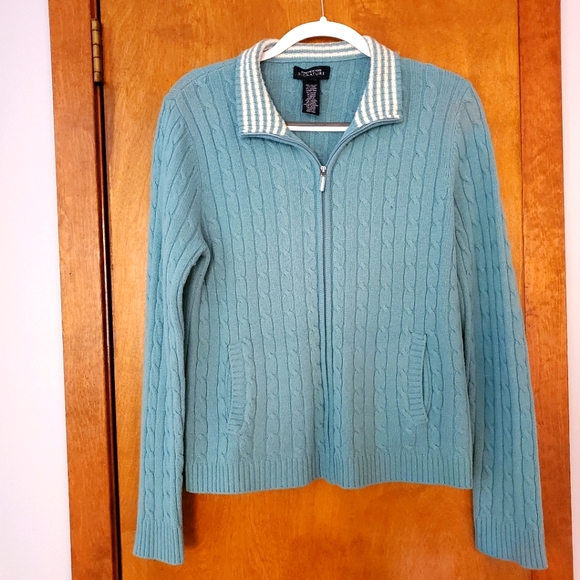Jones New York | Sweaters | Vintage Jones Of New York Cable Knit ...